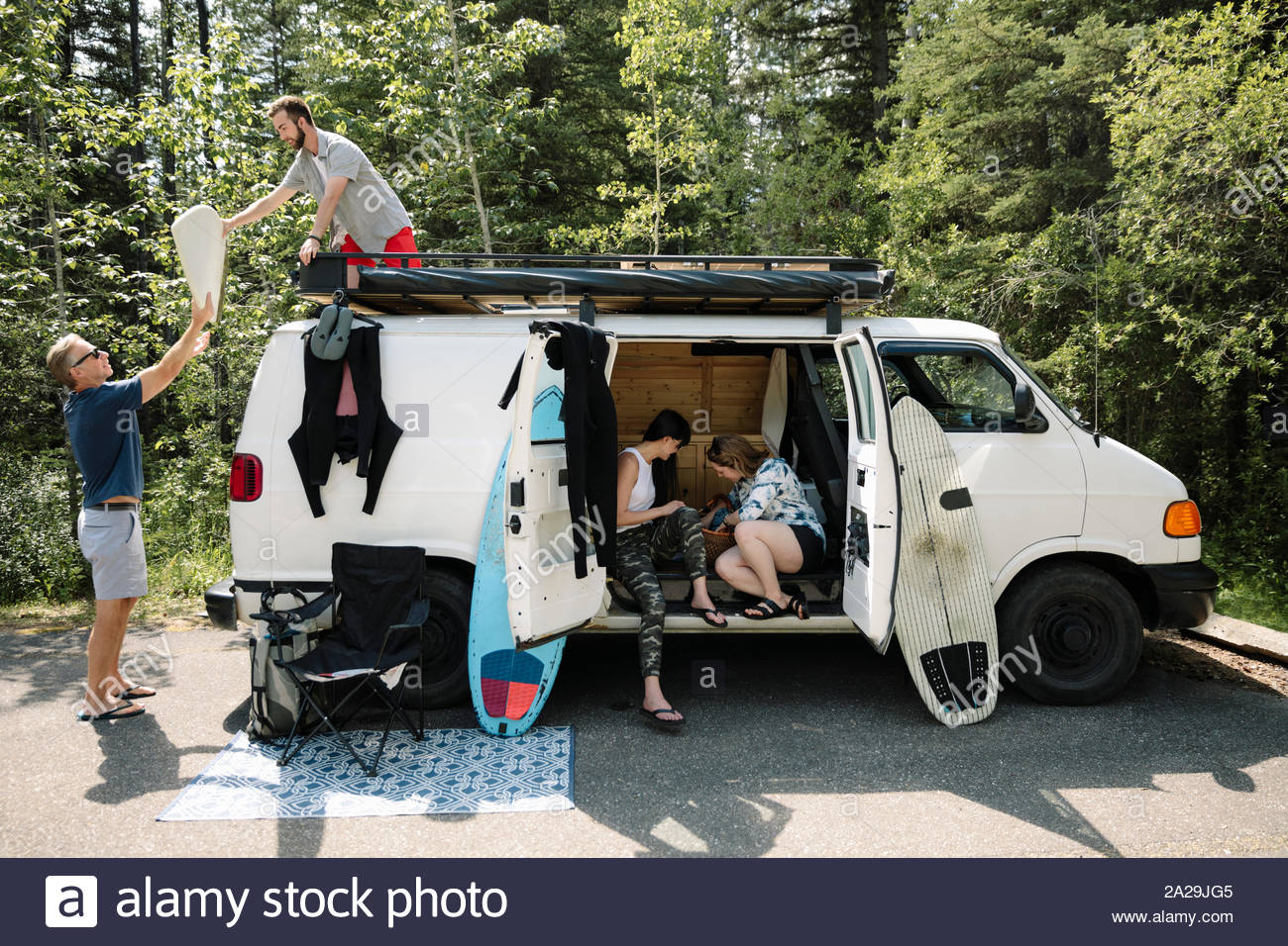 Surfer van hi-res stock photography and images - Alamy