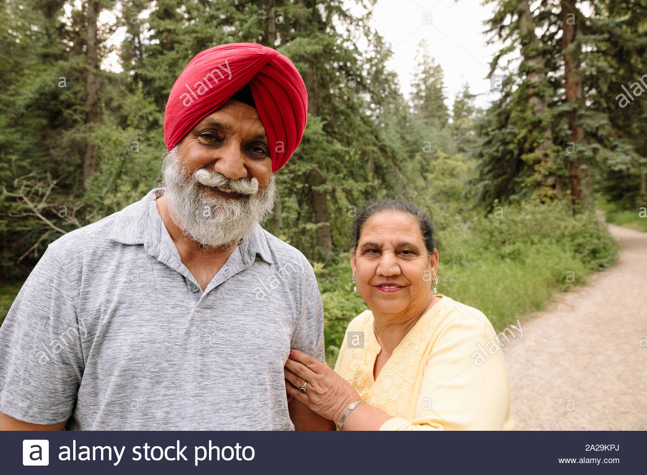 Senior indian women hi-res stock photography and images - Alamy