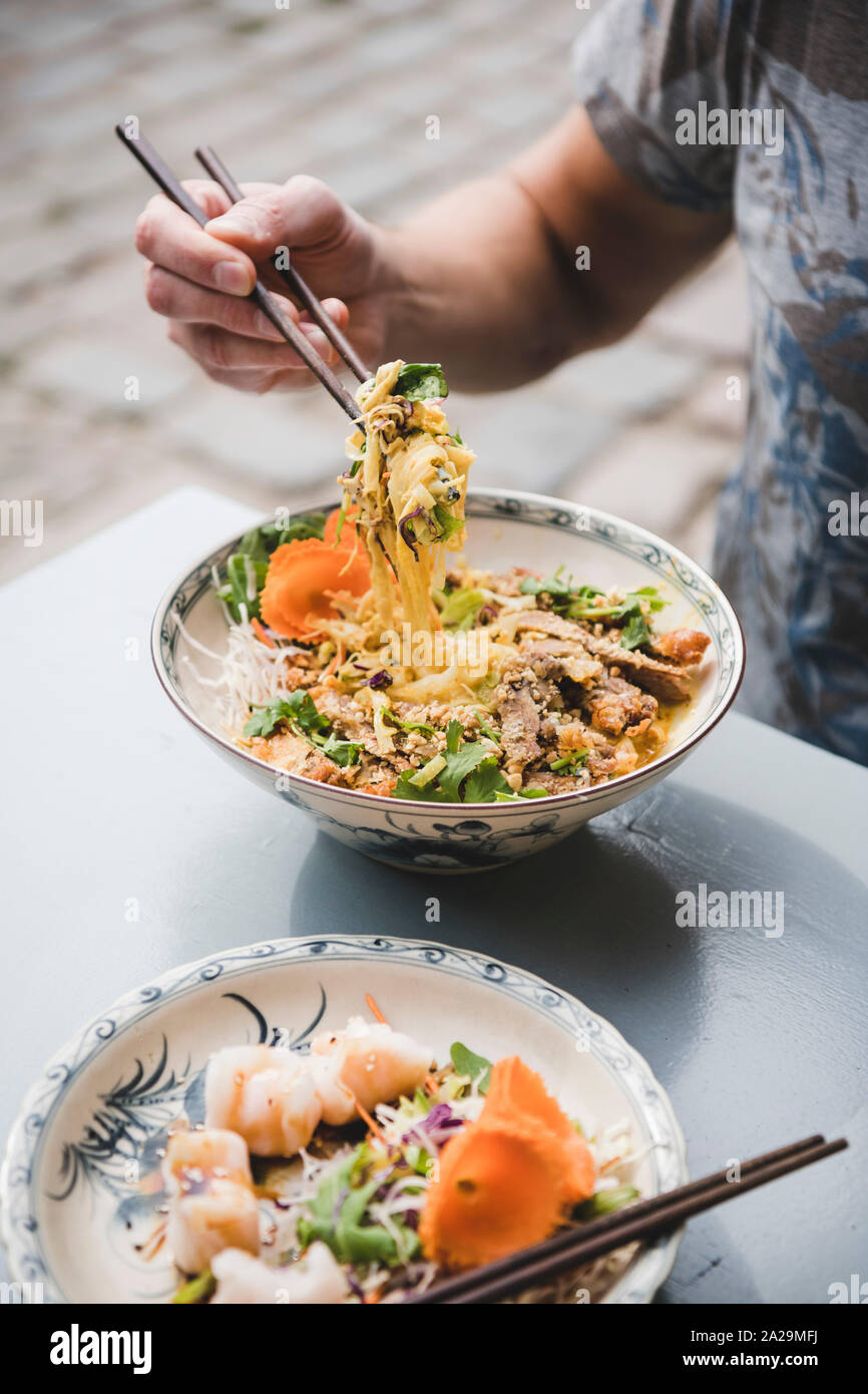 Man eating curry hi-res stock photography and images - Alamy