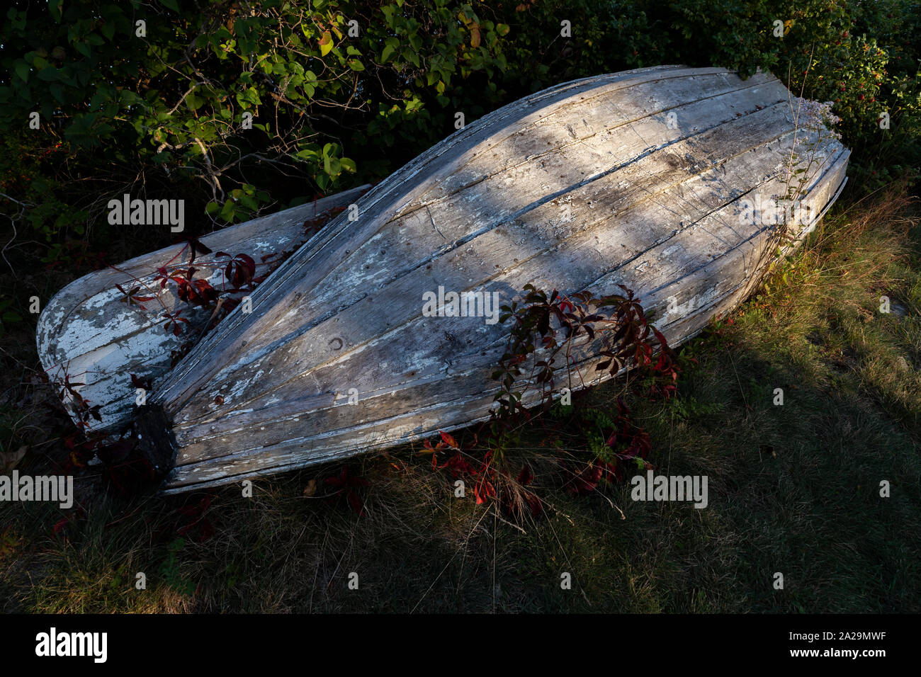 Overturned boat hi-res stock photography and images - Alamy