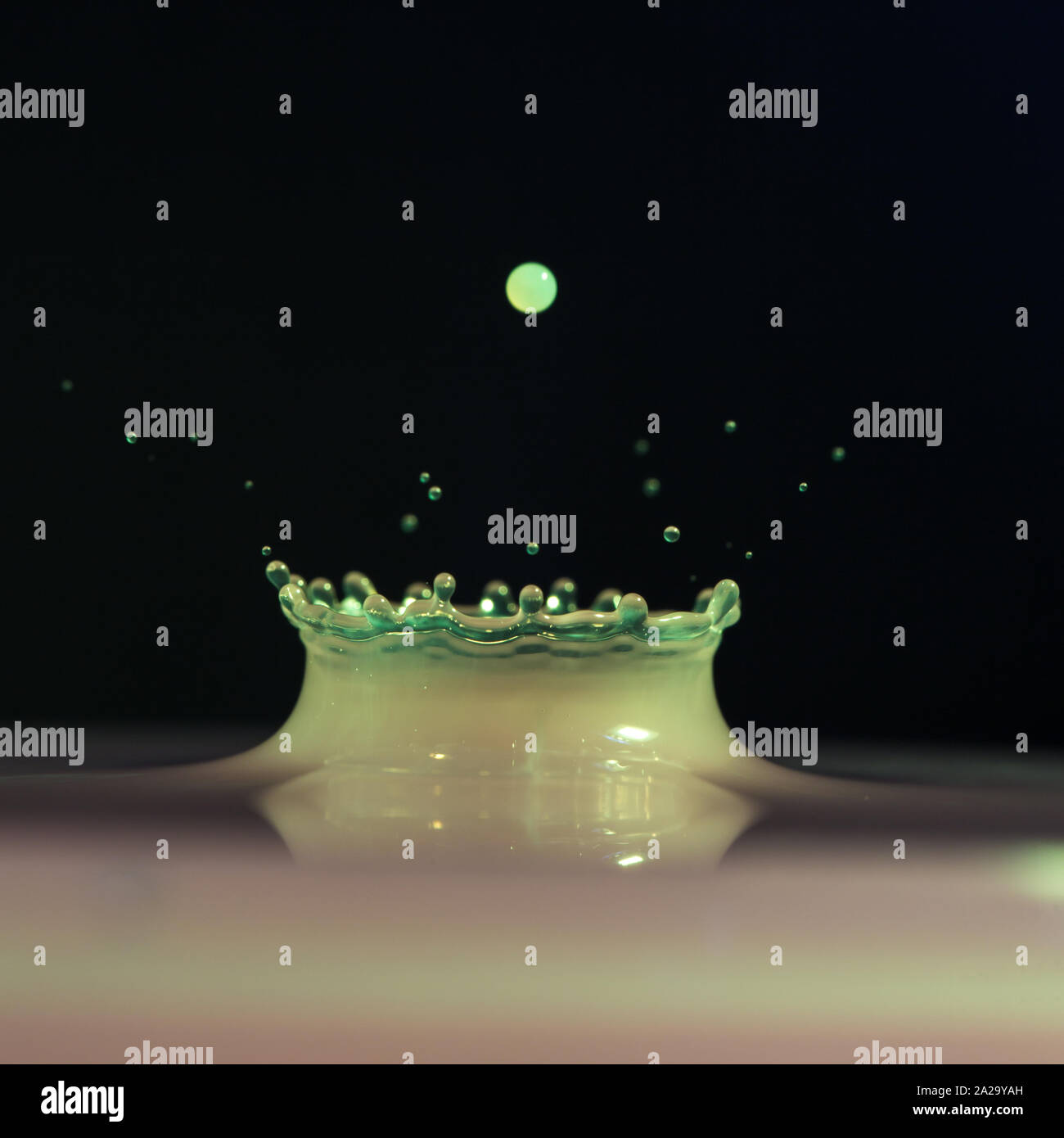 Splash photography hi-res stock photography and images - Alamy