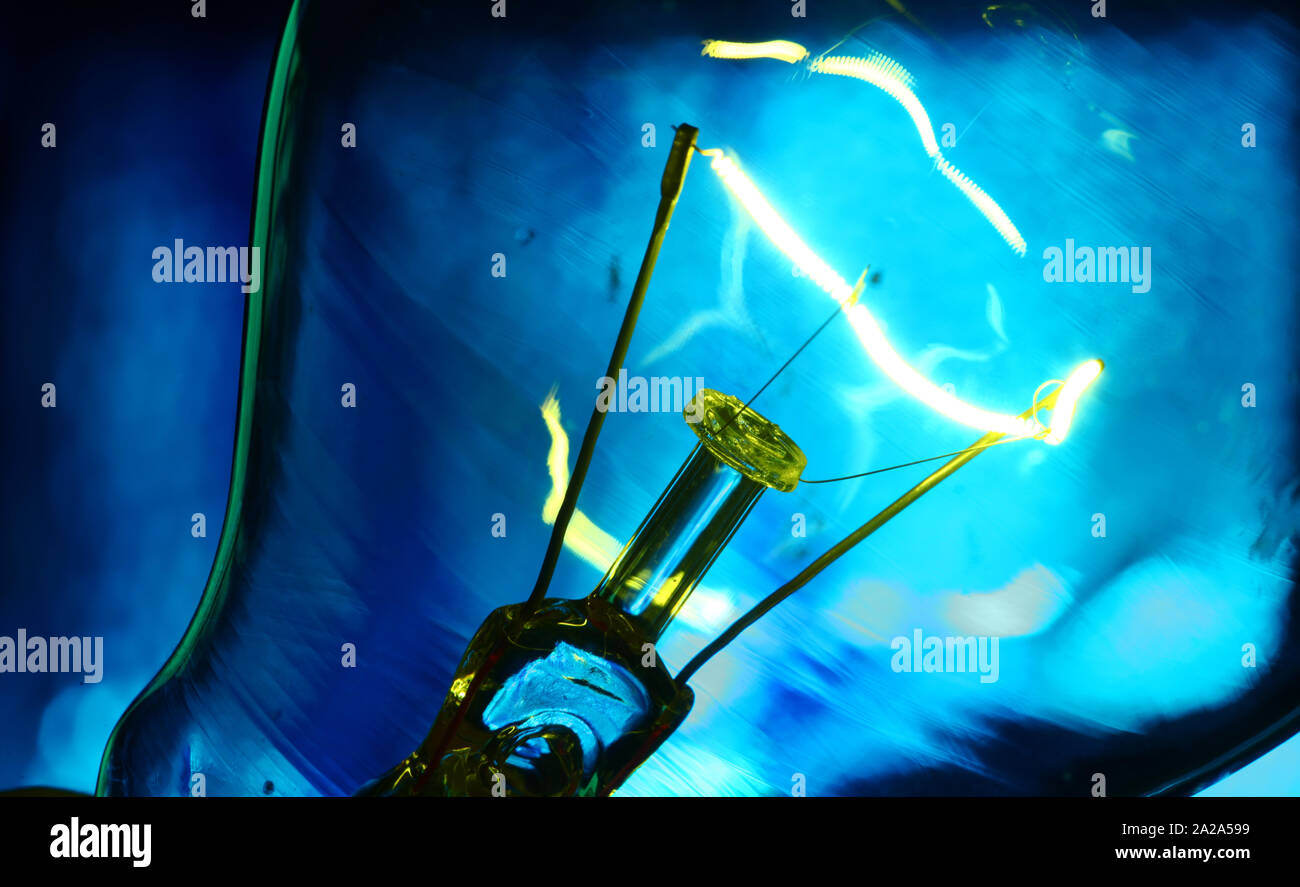 Close up of Tungsten Bulb Stock Photo - Alamy