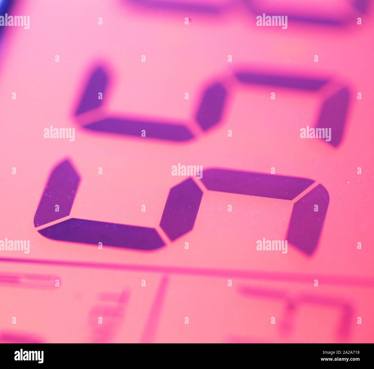 Digital clock display counting hi-res stock photography and images - Alamy