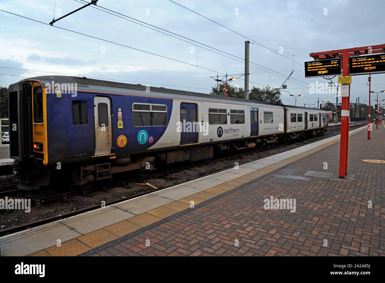 A 150 class Sprinter DMU at Wigan North Western station Stock Photo - Alamy