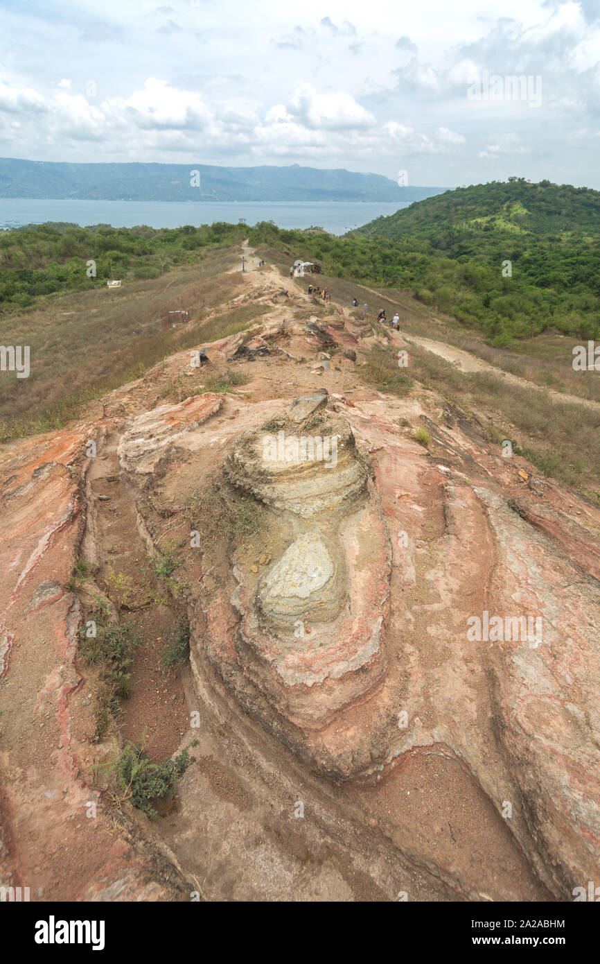 Tourists walking hiking trekking tour trail to Taal volcano, Batangas ...