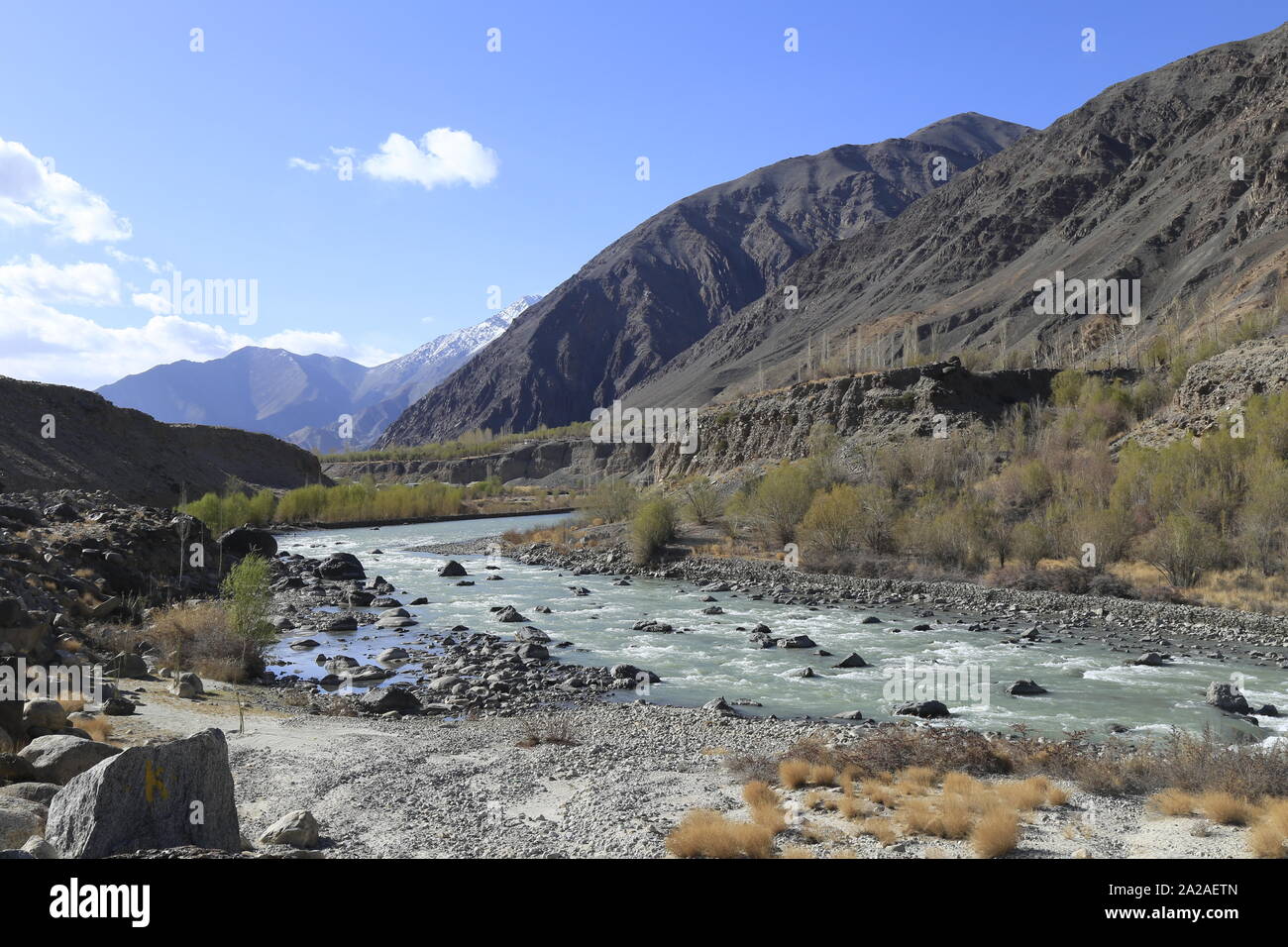 Indus landscape, Leh, Ladakh, India Stock Photo - Alamy