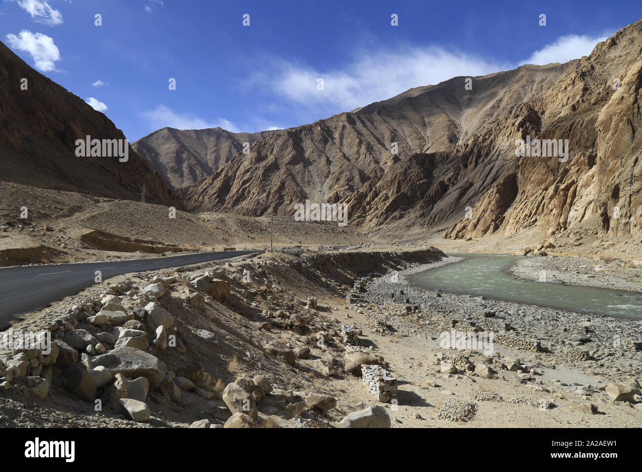 Road along river Indus, Leh, Ladakh, India Stock Photo - Alamy