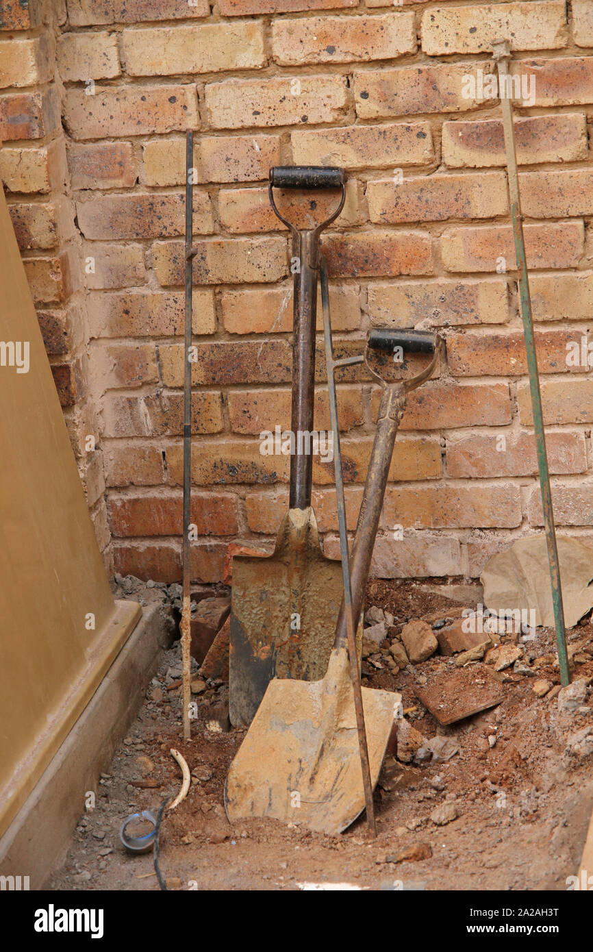 Brick and building rods hi-res stock photography and images - Alamy