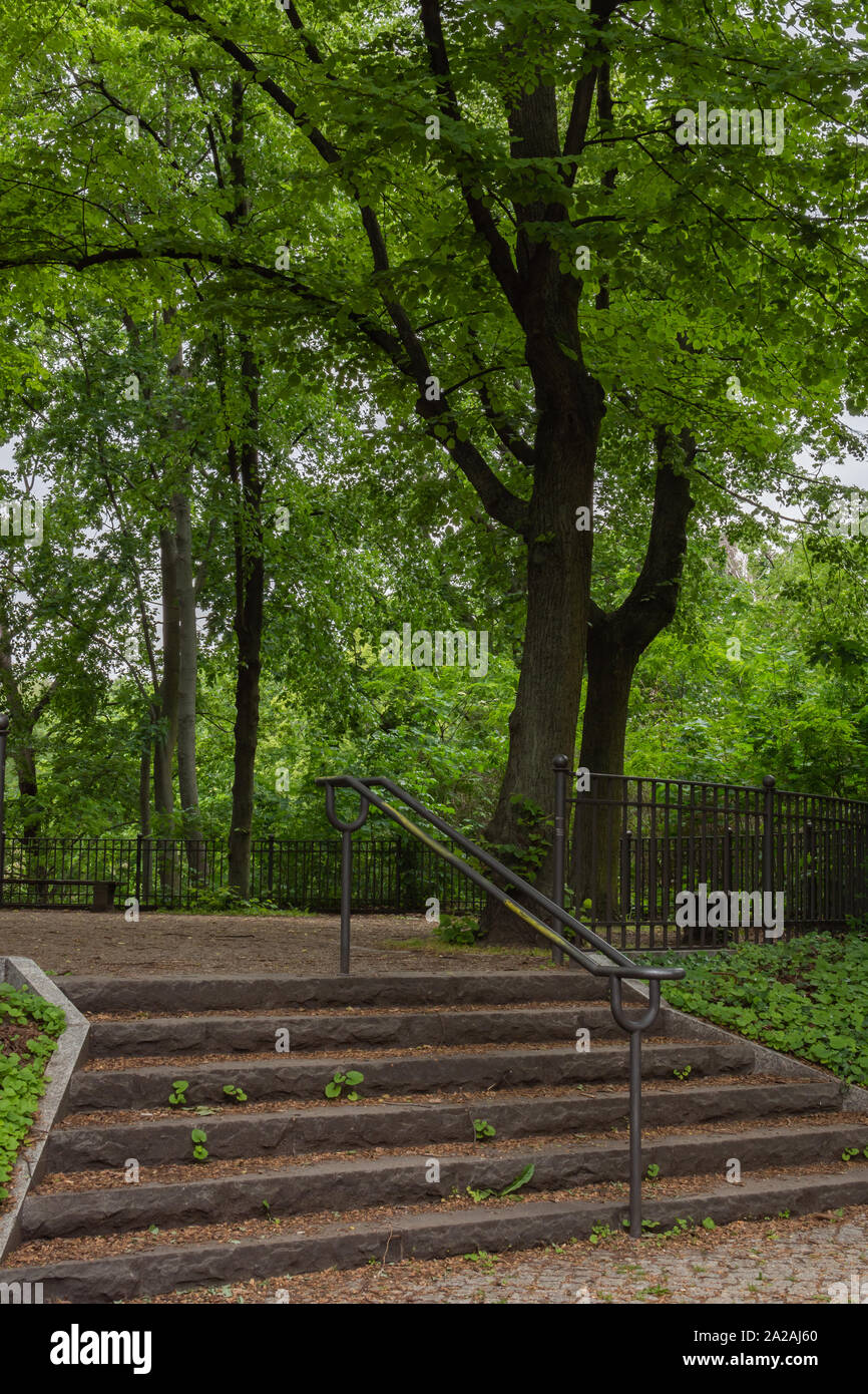 Walk on a warm sunny day in the park Volkspark Friedrichshain in Berlin ...