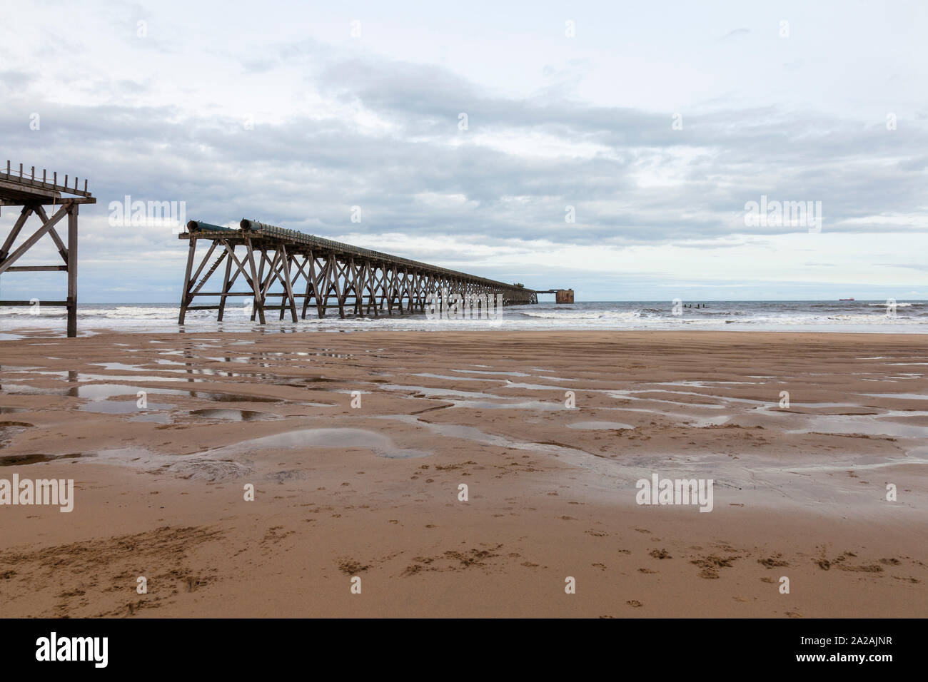 Pier hartlepool headland hi-res stock photography and images - Alamy
