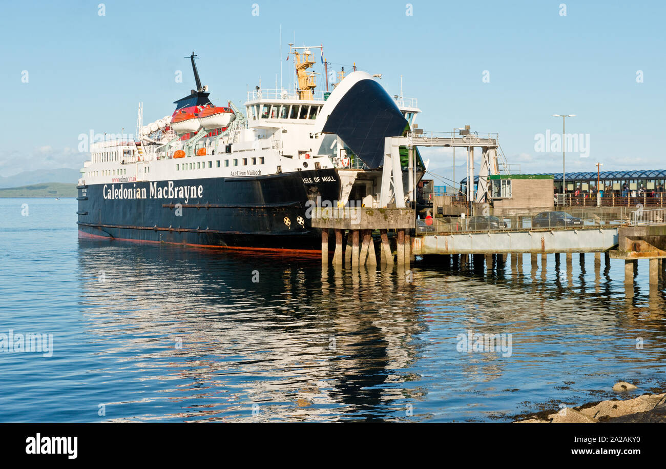 Oban ferry terminal hi-res stock photography and images - Alamy