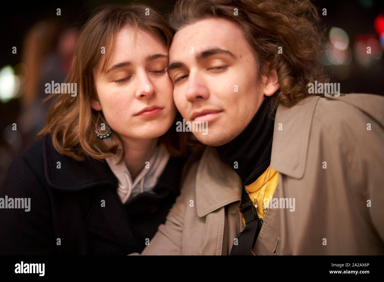 Sleepy heads hi-res stock photography and images - Alamy