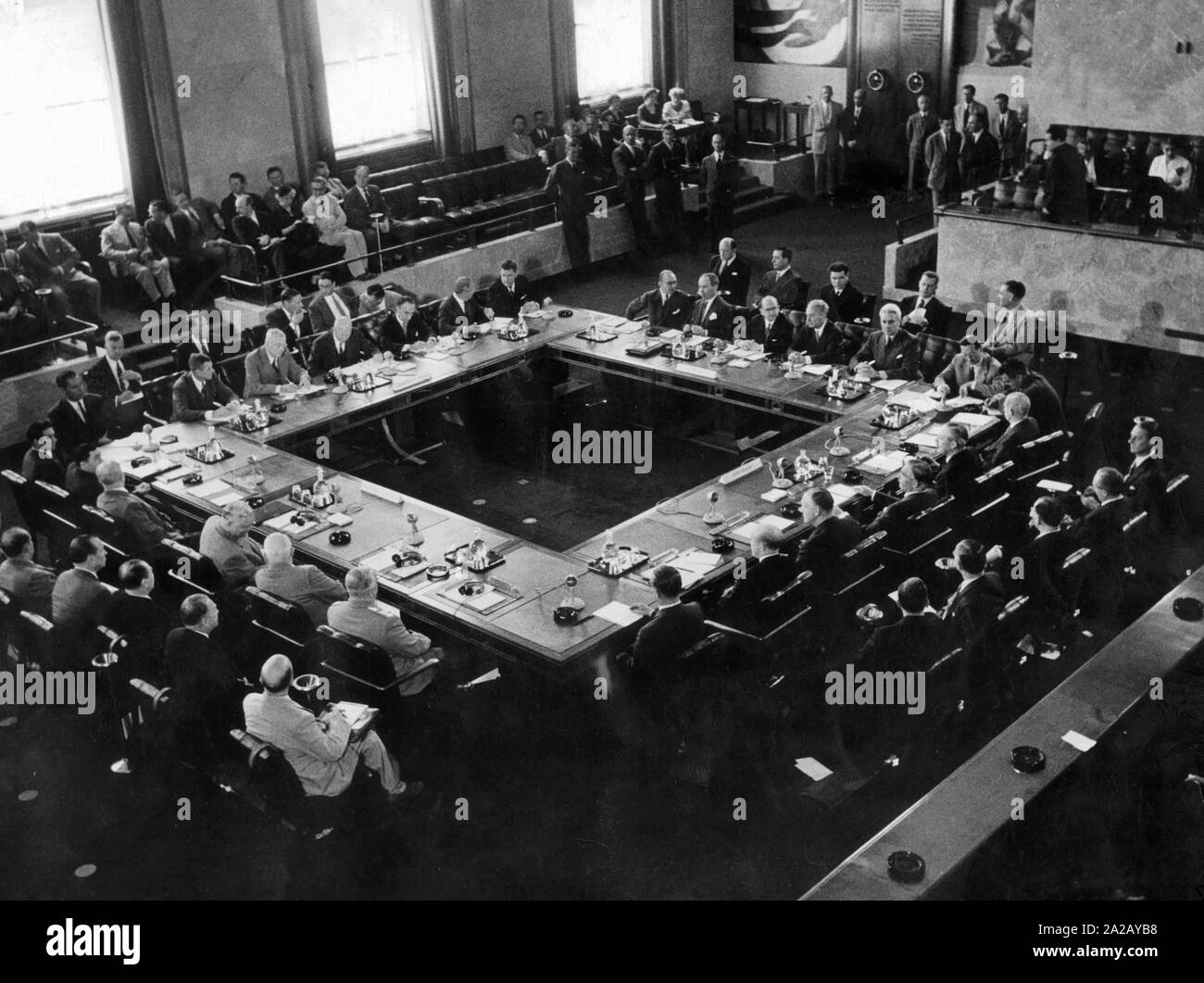 Geneva conference 1955 Black and White Stock Photos & Images - Alamy
