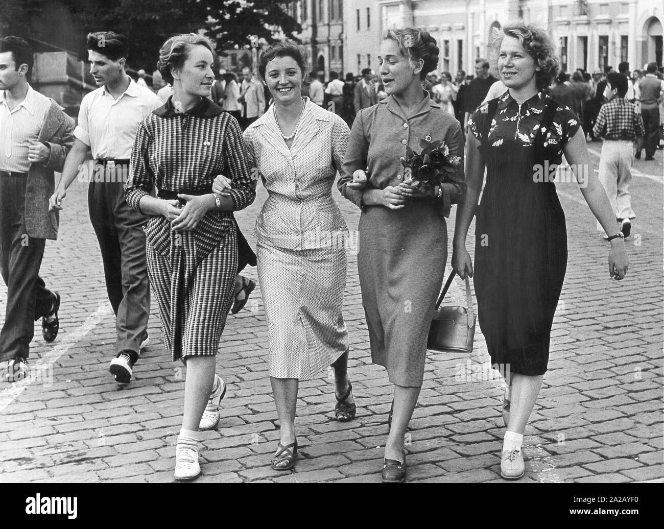 Fashion capital cities Black and White Stock Photos & Images - Alamy