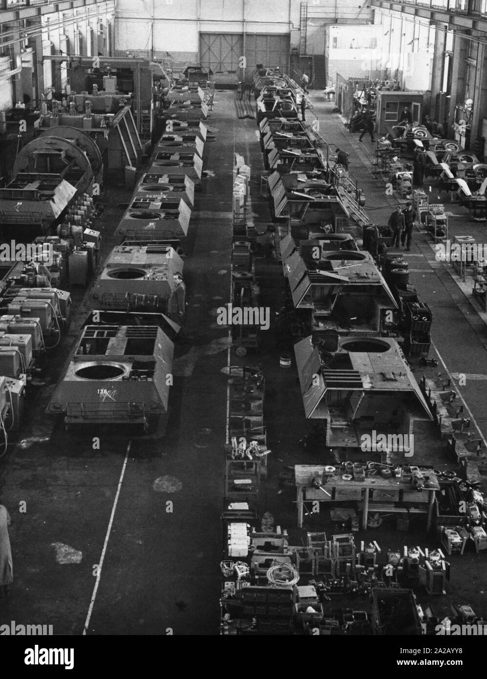 Henschelwerke in Kassel has set up two production lines for the ...