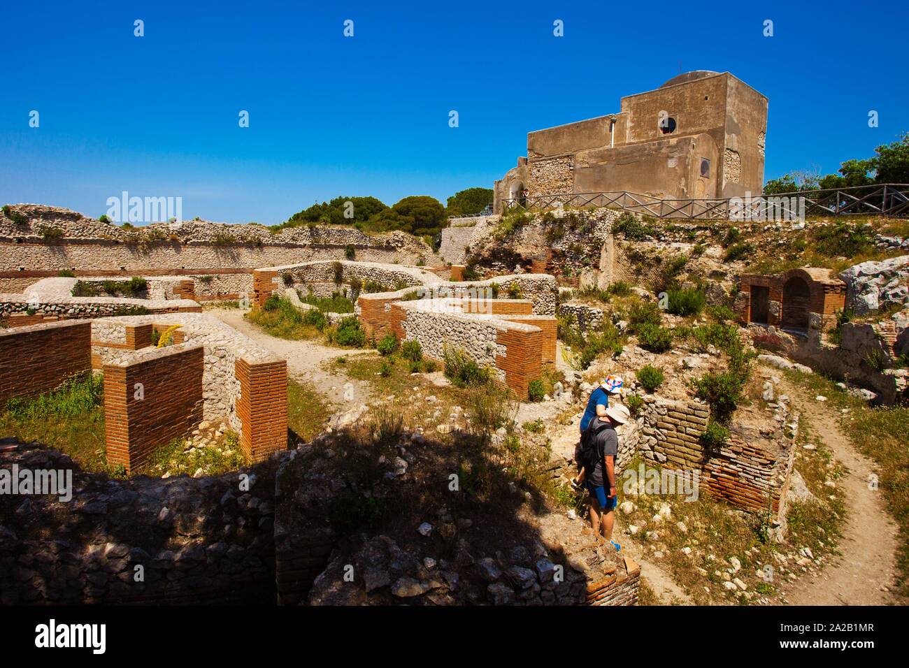 Ancient roman emperor palace hi-res stock photography and images - Alamy