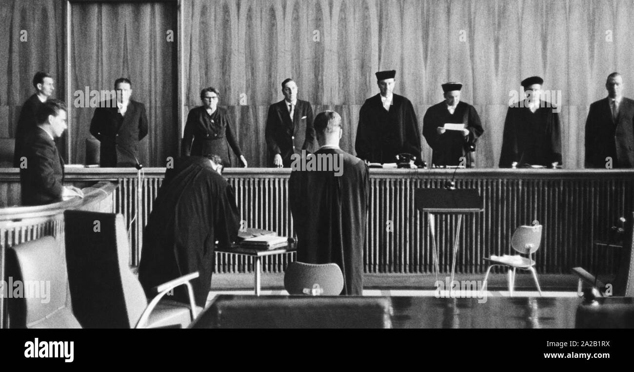 Court sentenced 25 year hi-res stock photography and images - Alamy