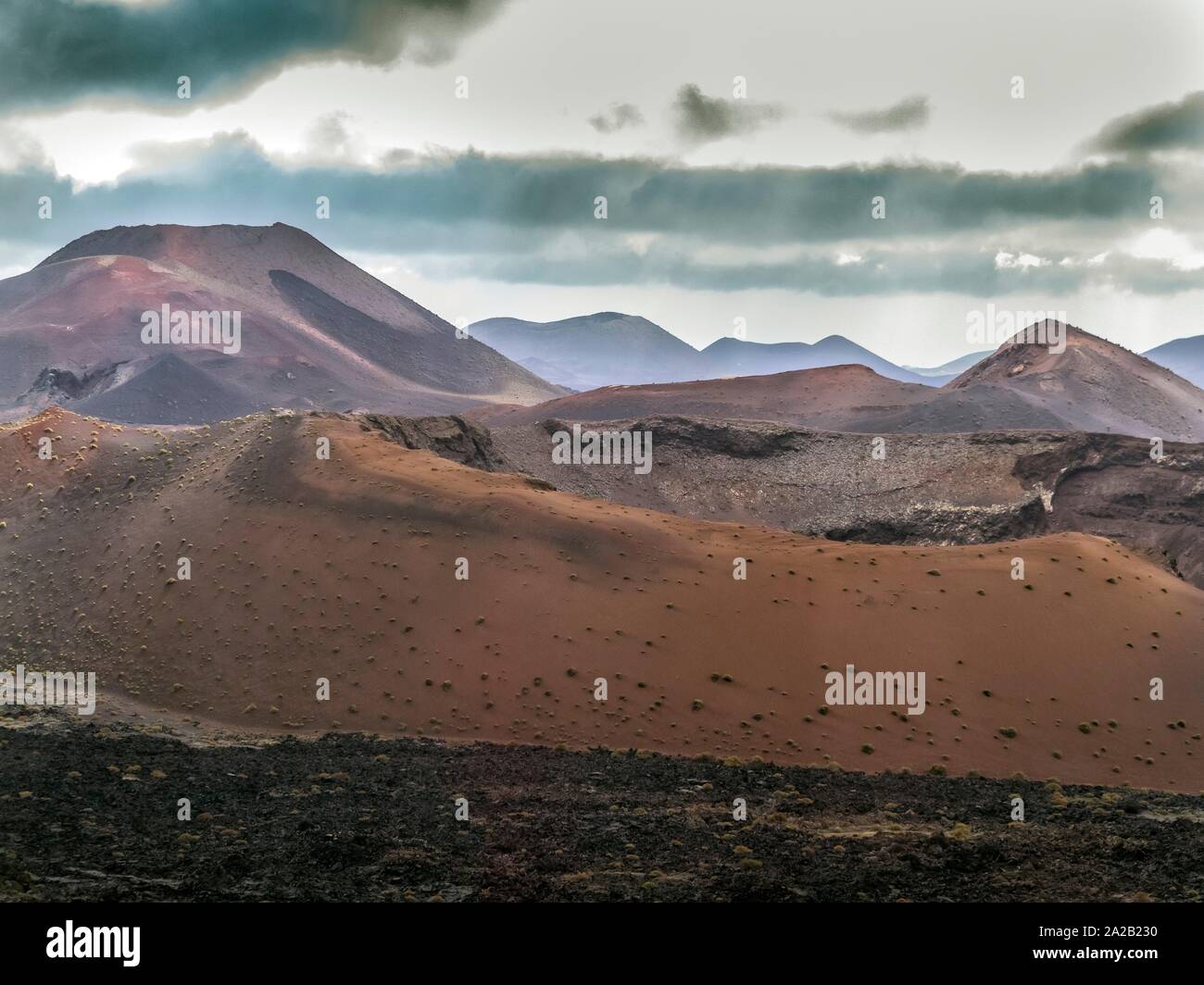 Fire mountains lanzarote hi-res stock photography and images - Alamy