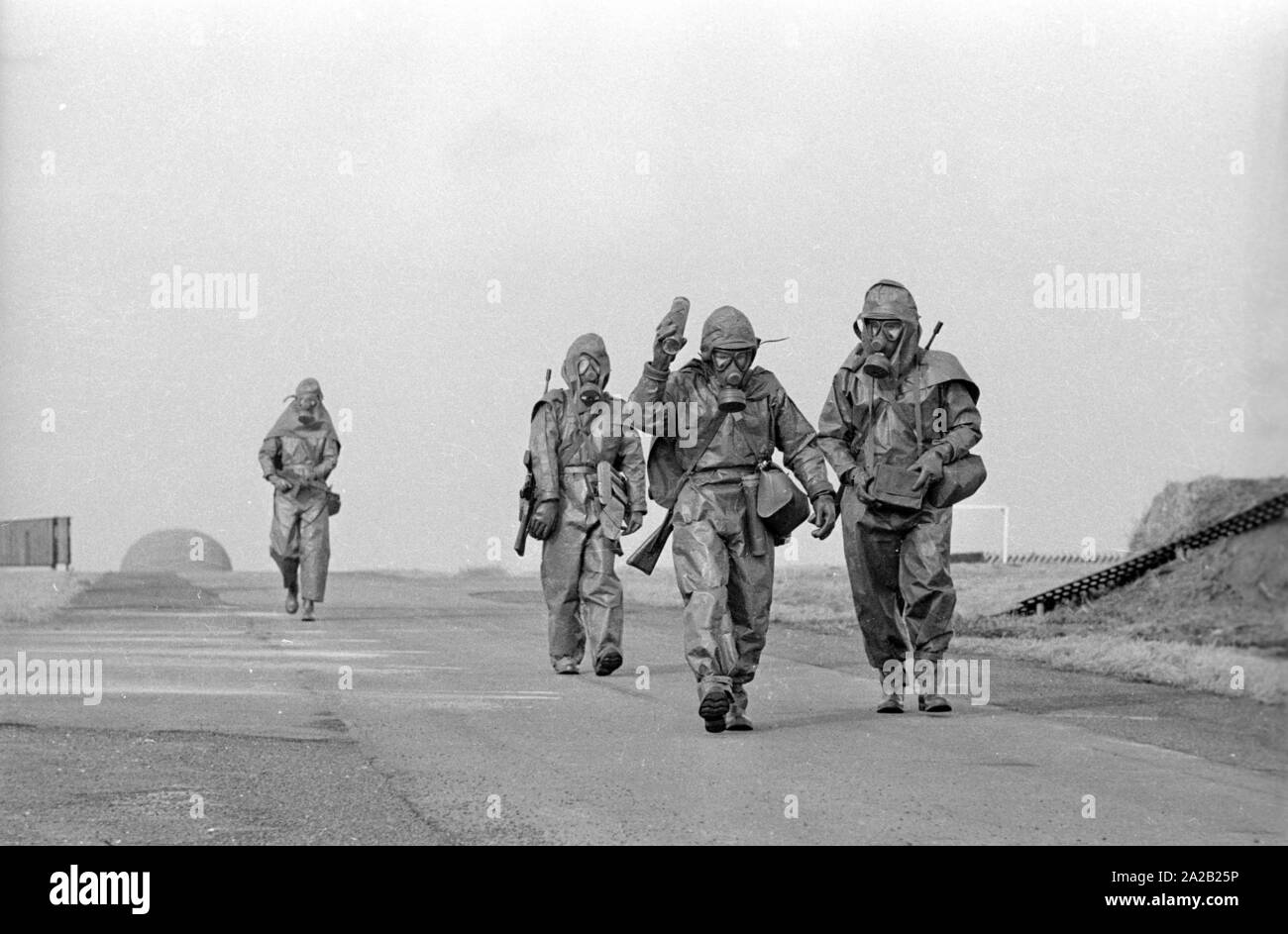 Photo series made during a visit to a unit of the Bundeswehr at ...