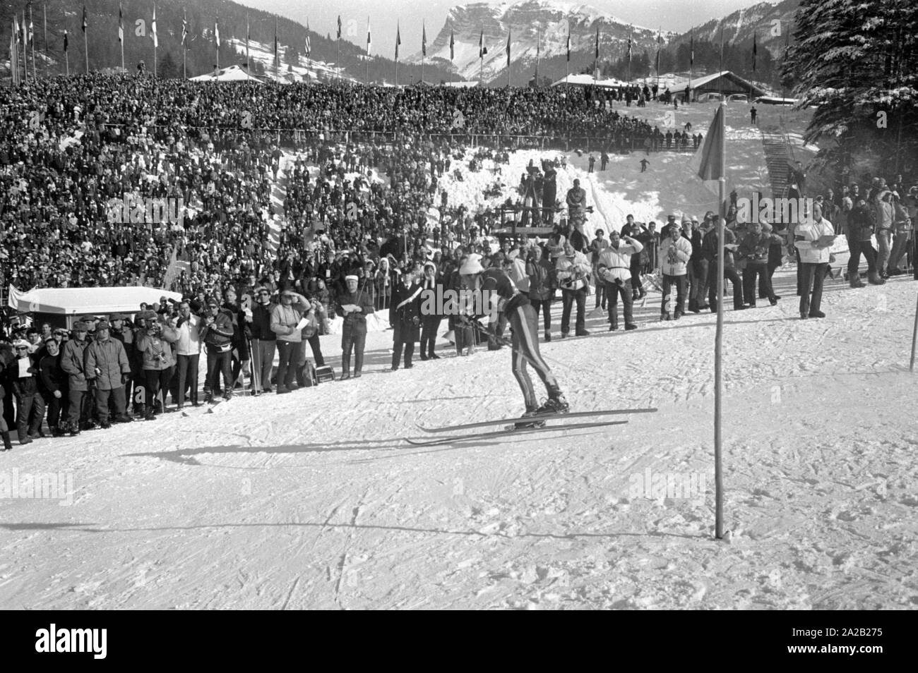 Slalom finish line hi-res stock photography and images - Alamy