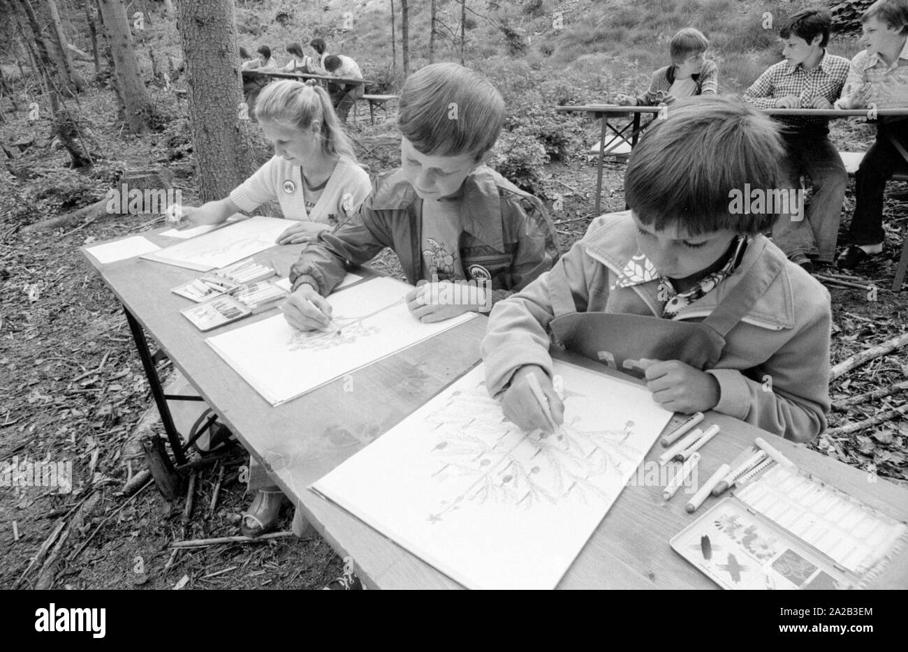 Group handicapped children in Black and White Stock Photos & Images - Alamy