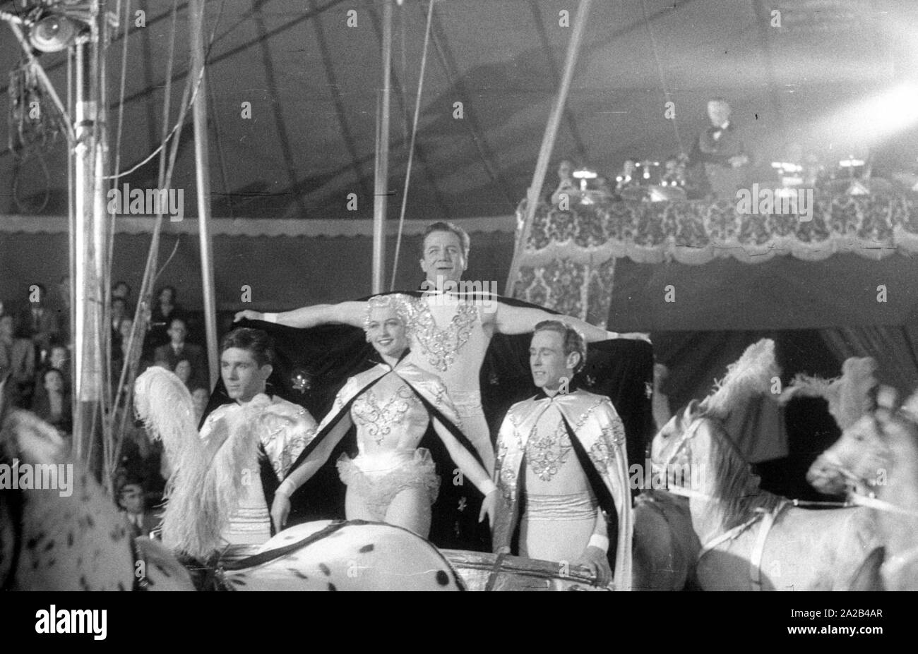 Shooting of the film "Koenig der Manege" with Rudolf Schock, Germaine ...