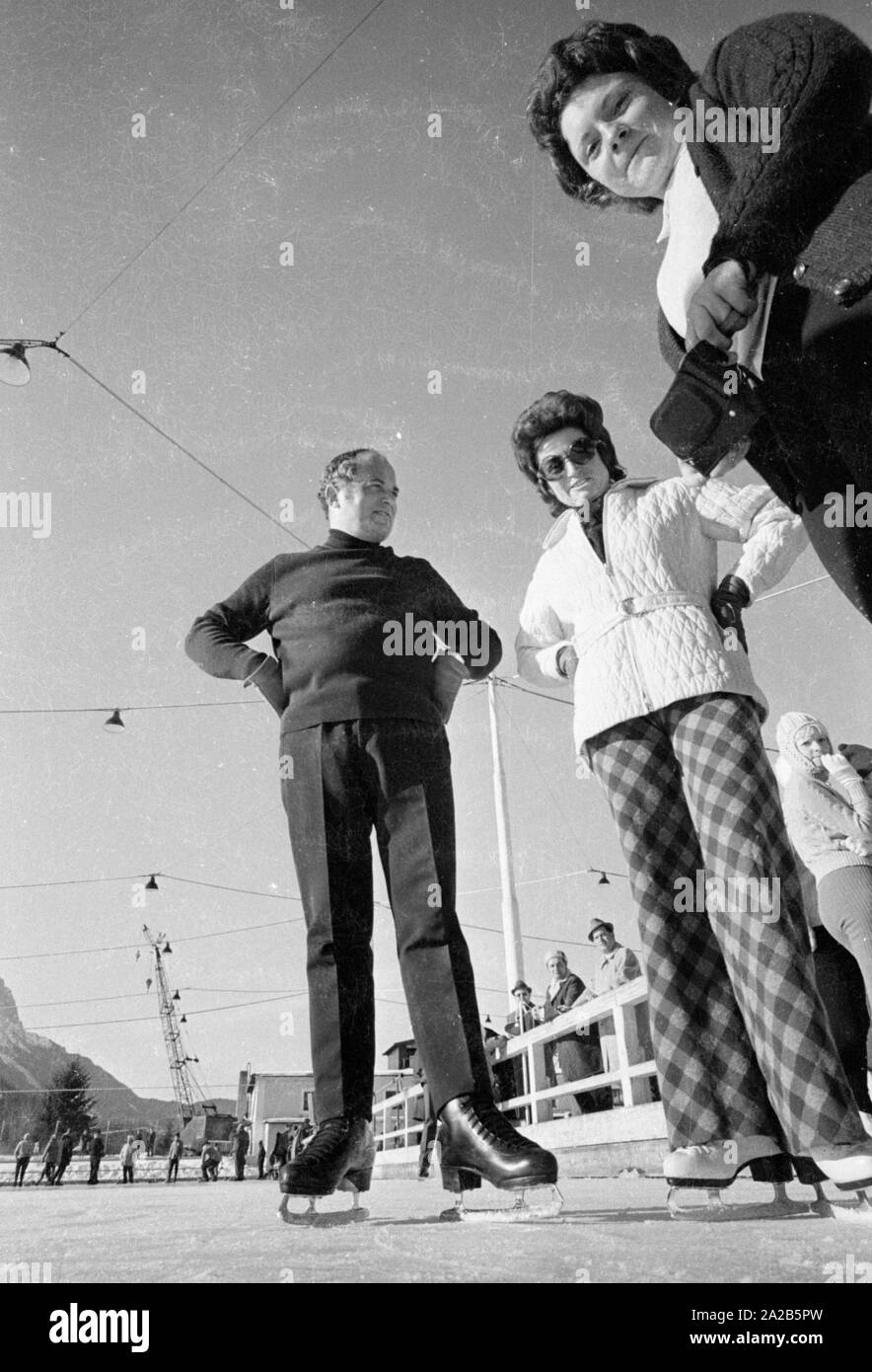 Chairman and parliamentary group leader of the left party Black and ...