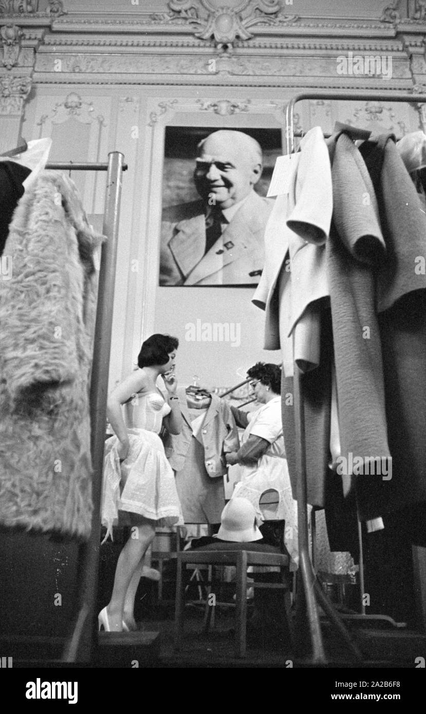 Soviet store 1960s hi-res stock photography and images - Alamy