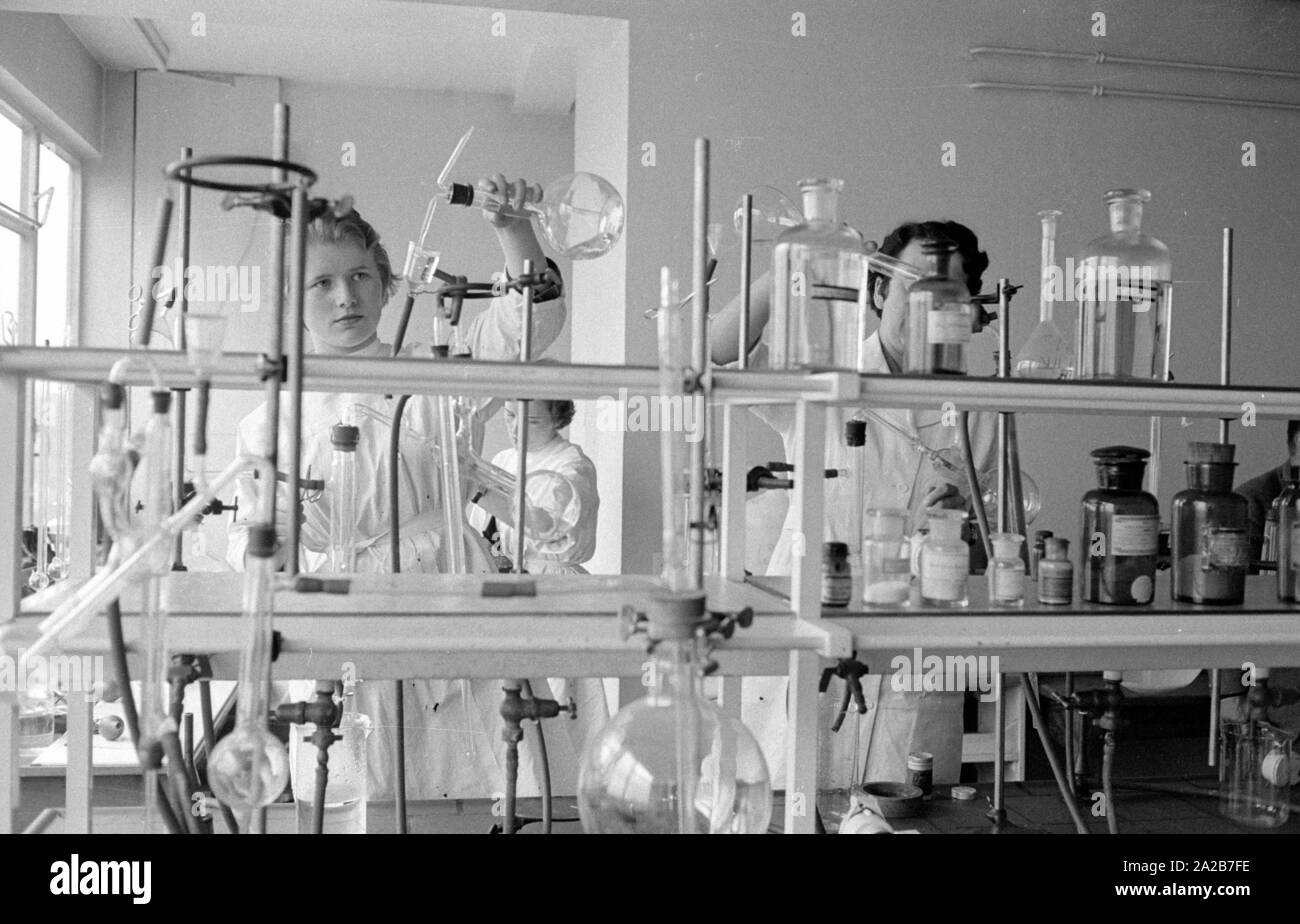 1960s science lab hi-res stock photography and images - Alamy