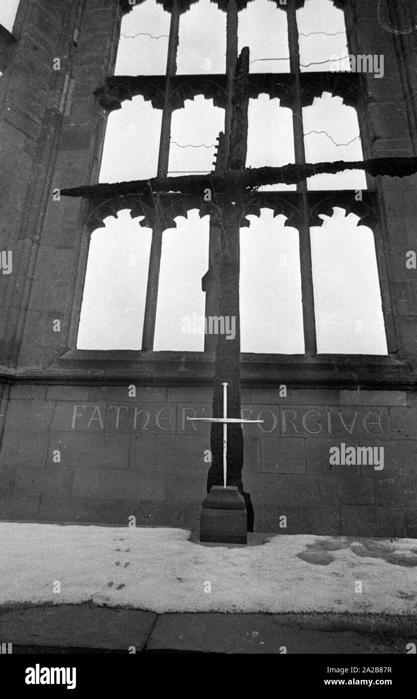 Coventry cathedral cross hi-res stock photography and images - Alamy