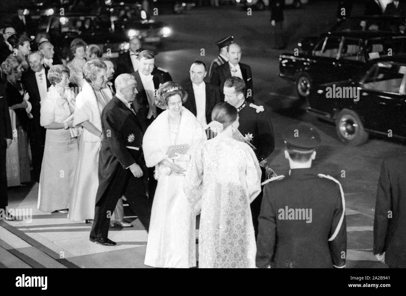 In late April 1971, the Belgian royal couple visited Munich. In the ...