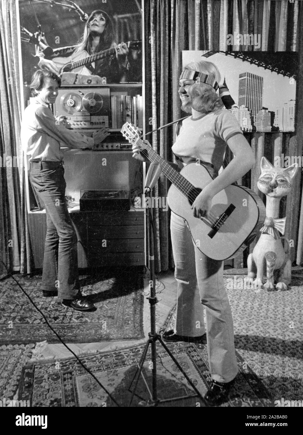 Woman singing music recording studio Black and White Stock Photos ...