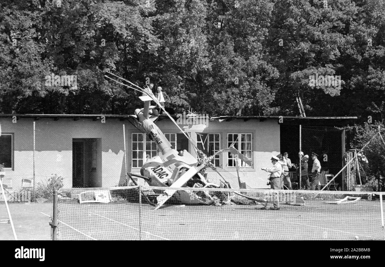 Police at crash site Black and White Stock Photos & Images - Alamy