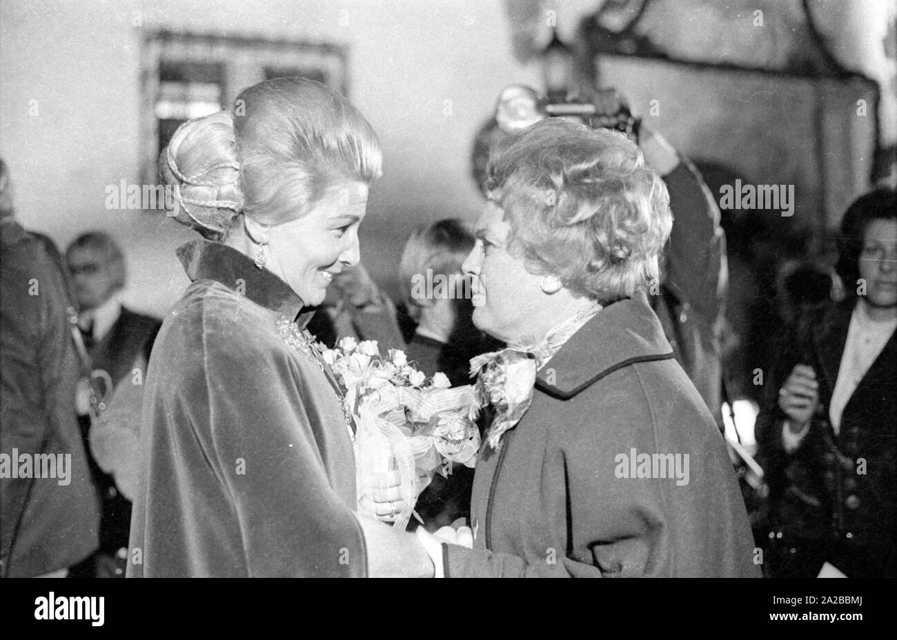 With his wife winifred hi-res stock photography and images - Alamy