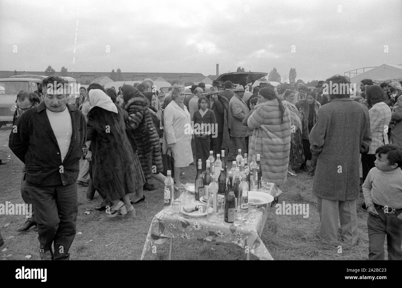 Gypsy funeral hi-res stock photography and images - Alamy