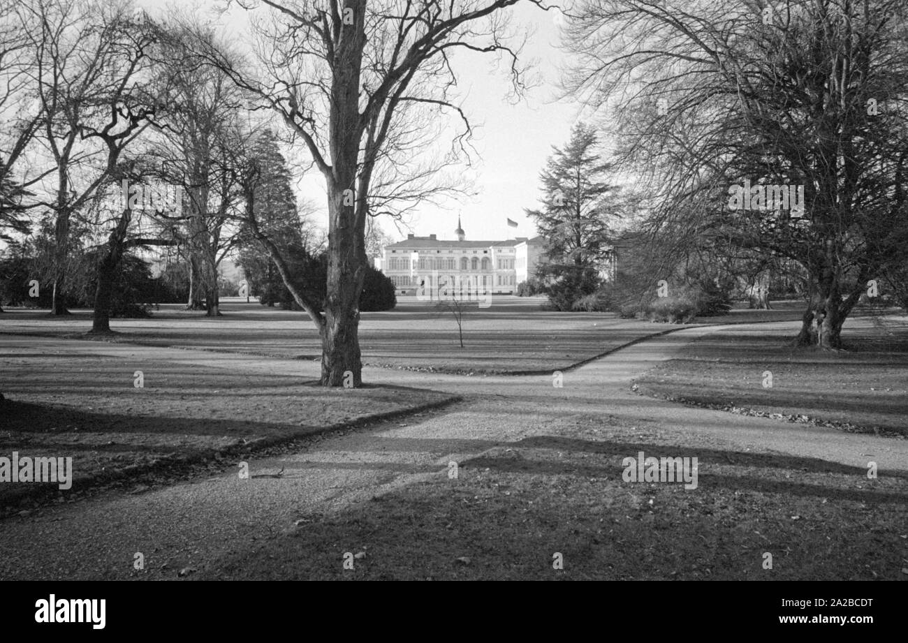 Chancellor's house hi-res stock photography and images - Alamy