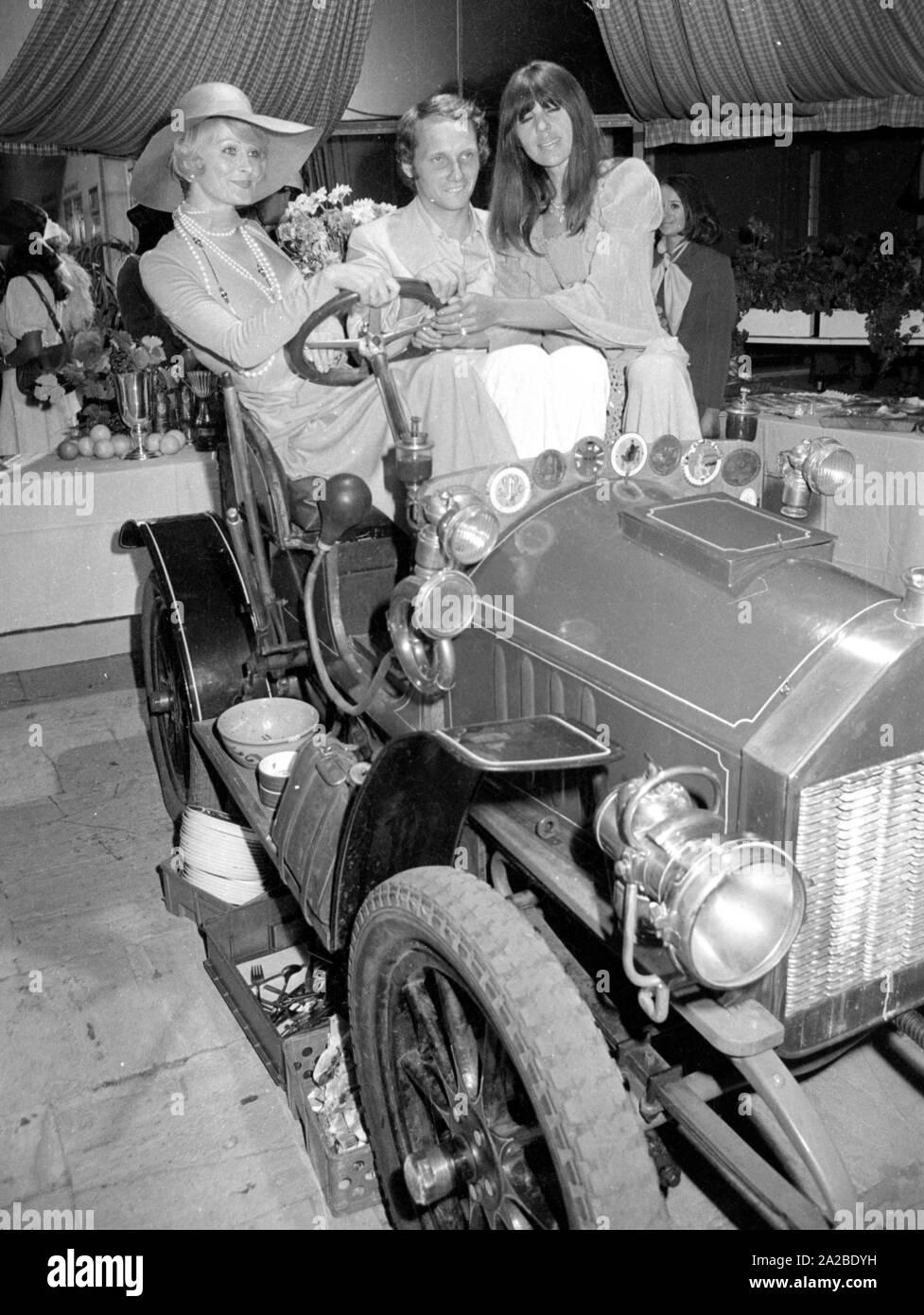 Niki lauda racing driver in hi-res stock photography and images - Alamy