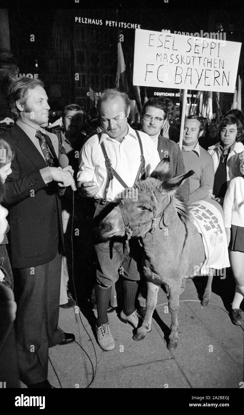 Bayern munich champions league Black and White Stock Photos & Images ...