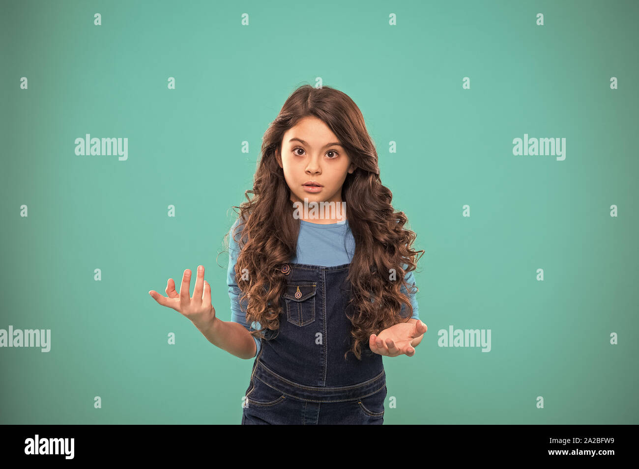 What are you talking about. Kid stunned bewildered emotion can not ...