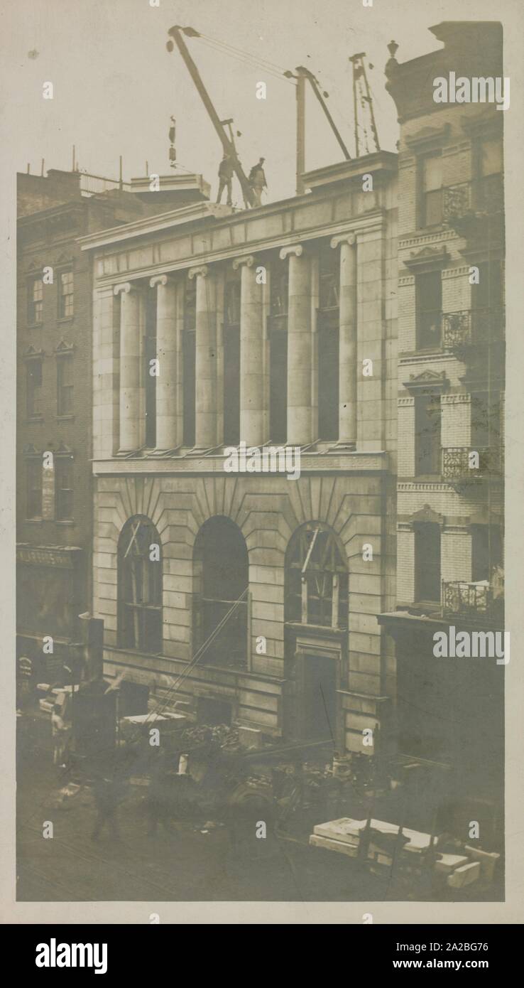 New library under construction hi-res stock photography and images - Alamy