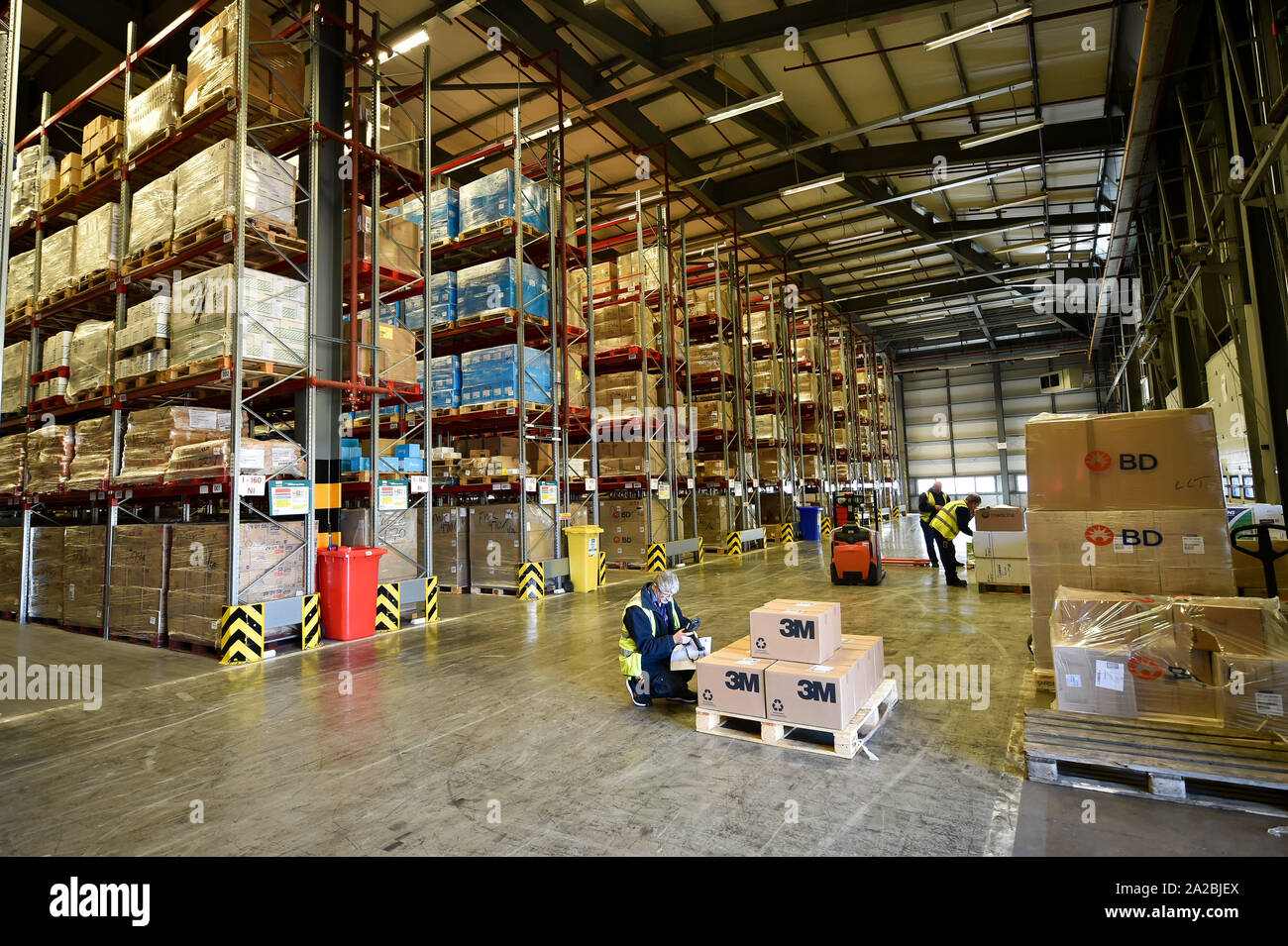 Nhs health worker hi-res stock photography and images - Alamy