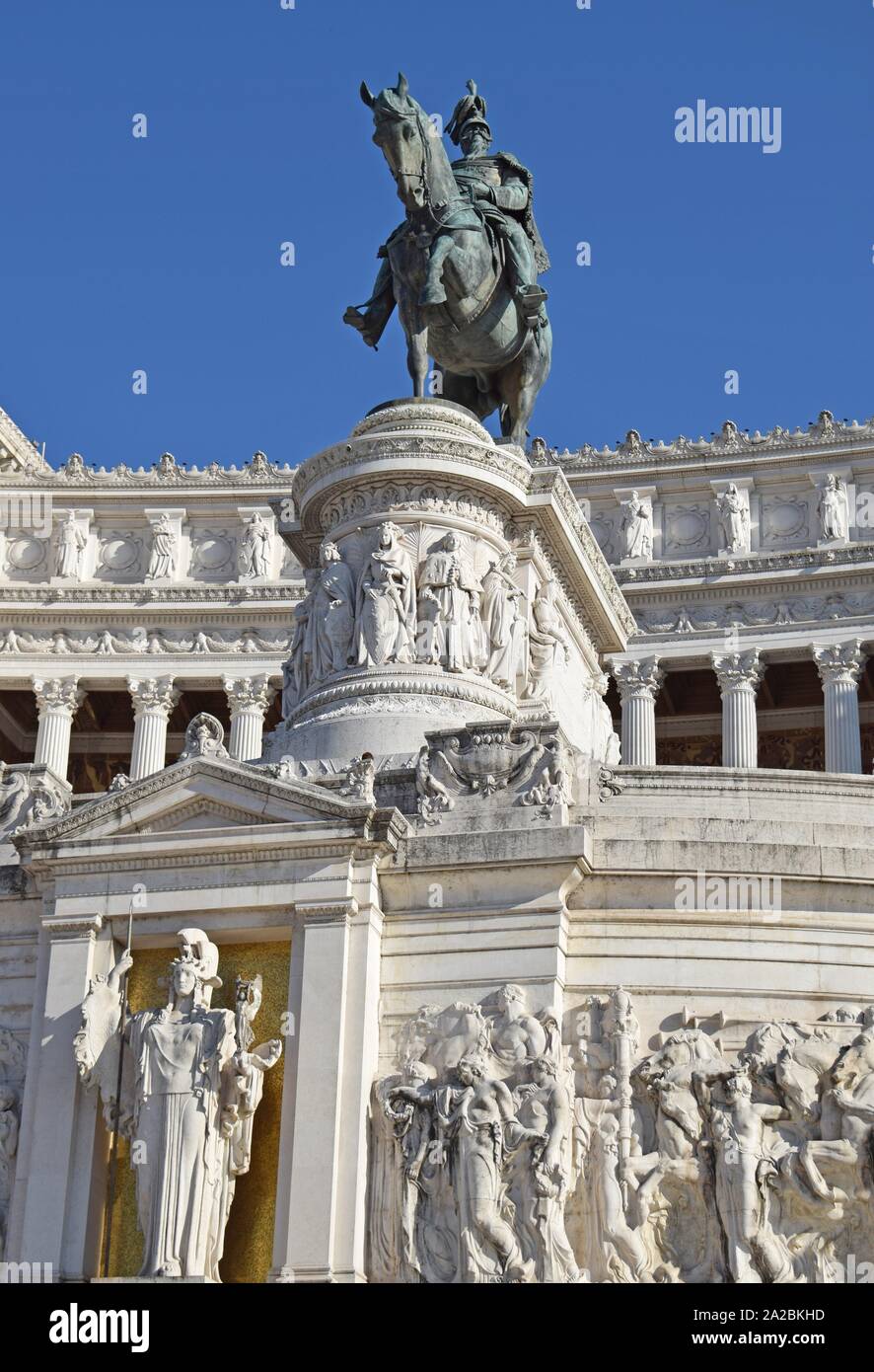 Vittorio emanuele ii construction hi-res stock photography and images ...