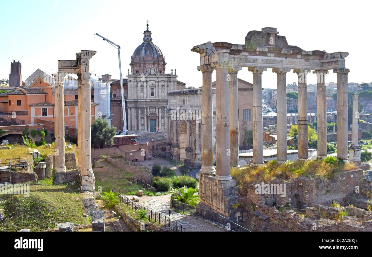 Built in speakers hi-res stock photography and images - Alamy