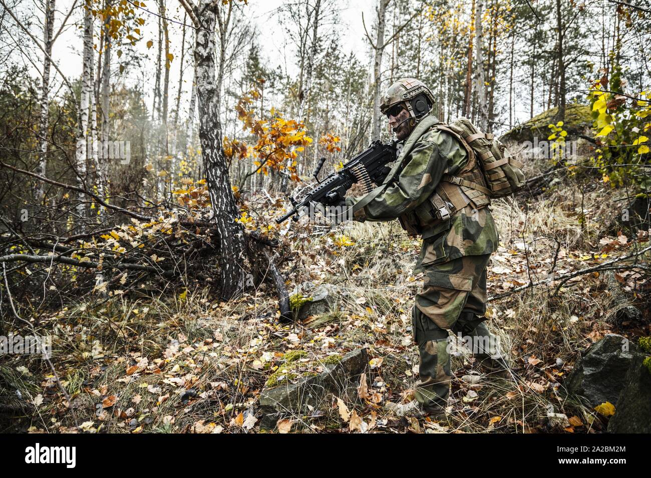 Combat knee pad hi-res stock photography and images - Alamy