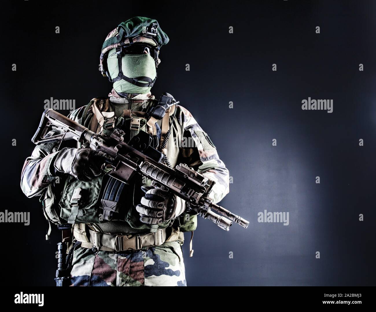 Paratrooper parachute regiment hi-res stock photography and images - Alamy