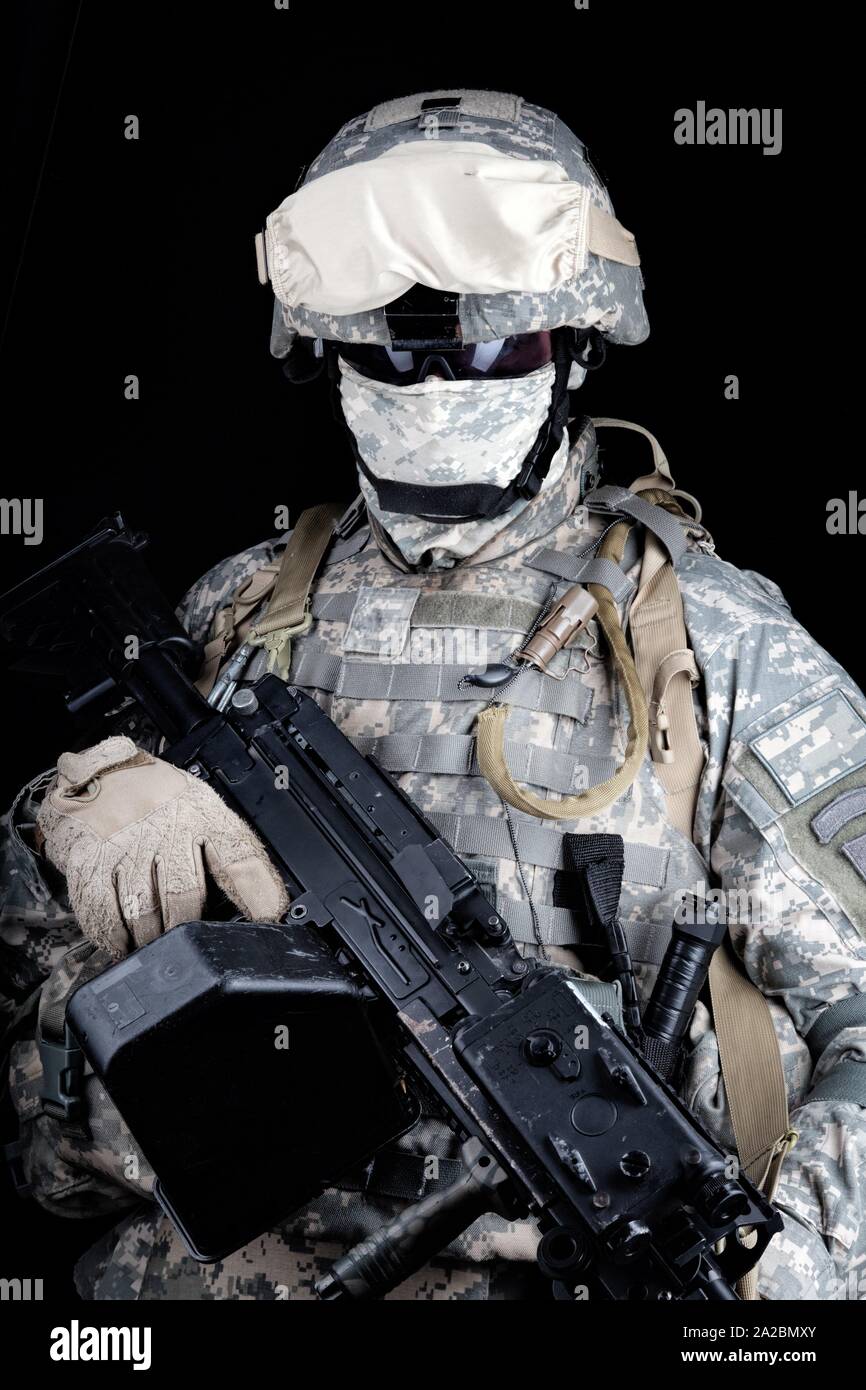 Camouflage hidden secret hi-res stock photography and images - Alamy