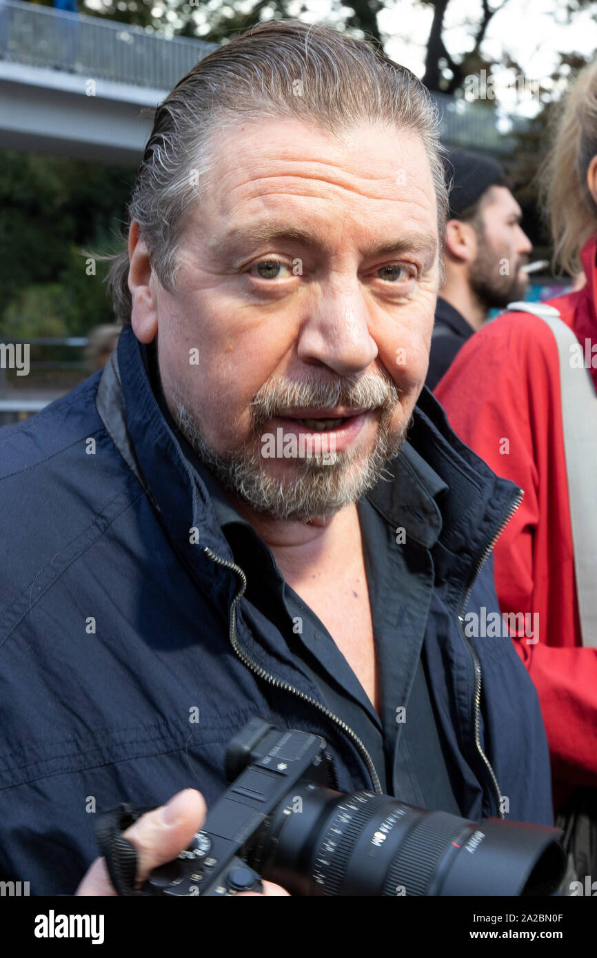 Hamburg, Deutschland. 28th Sep, 2019. Actor Armin ROHDE (GER, left ...