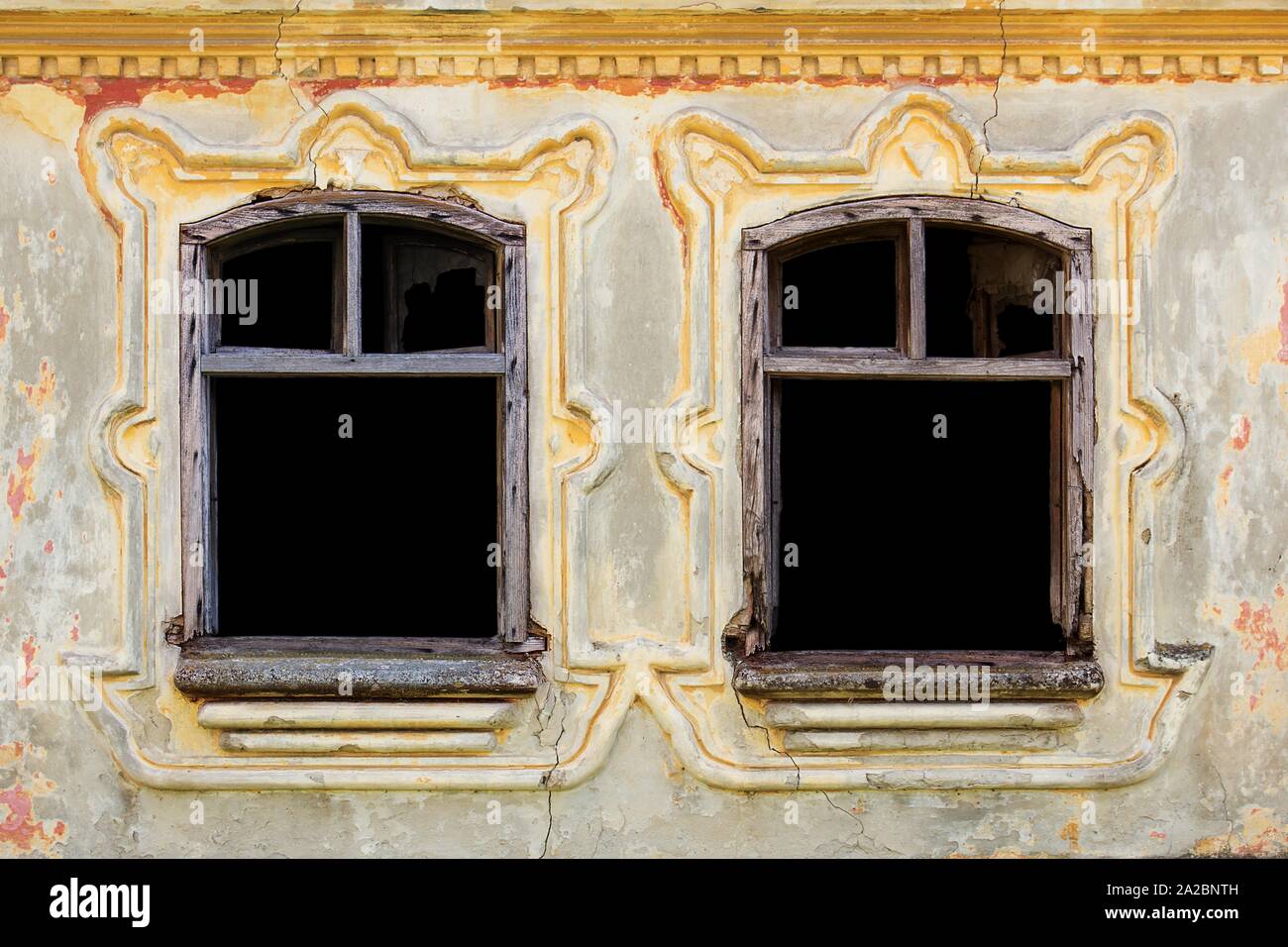 Ornate wall interior hi-res stock photography and images - Alamy