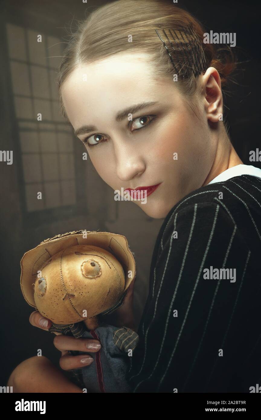 Scary puppet hi-res stock photography and images - Alamy