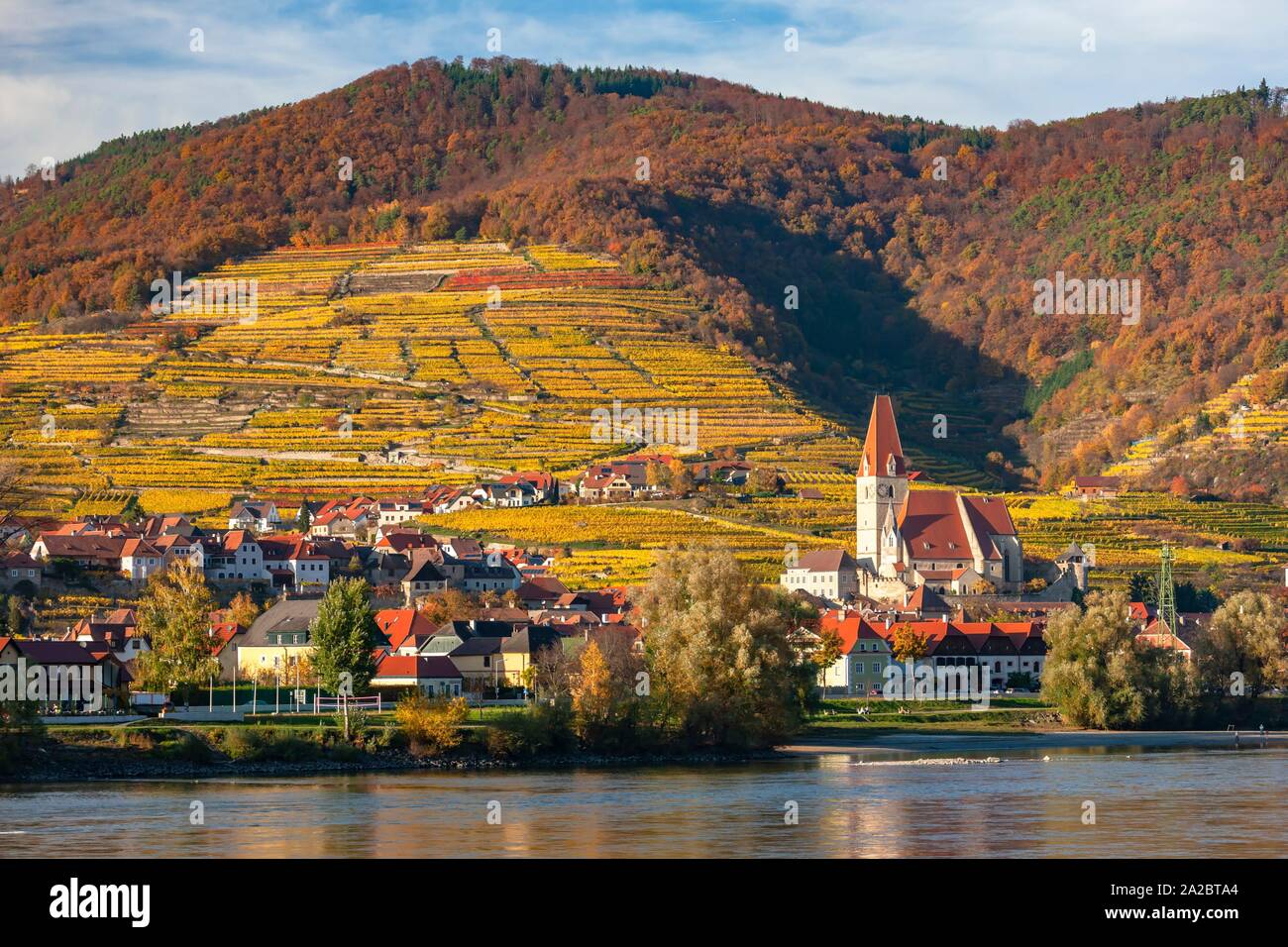 Wachau village spitz at danube river hi-res stock photography and ...